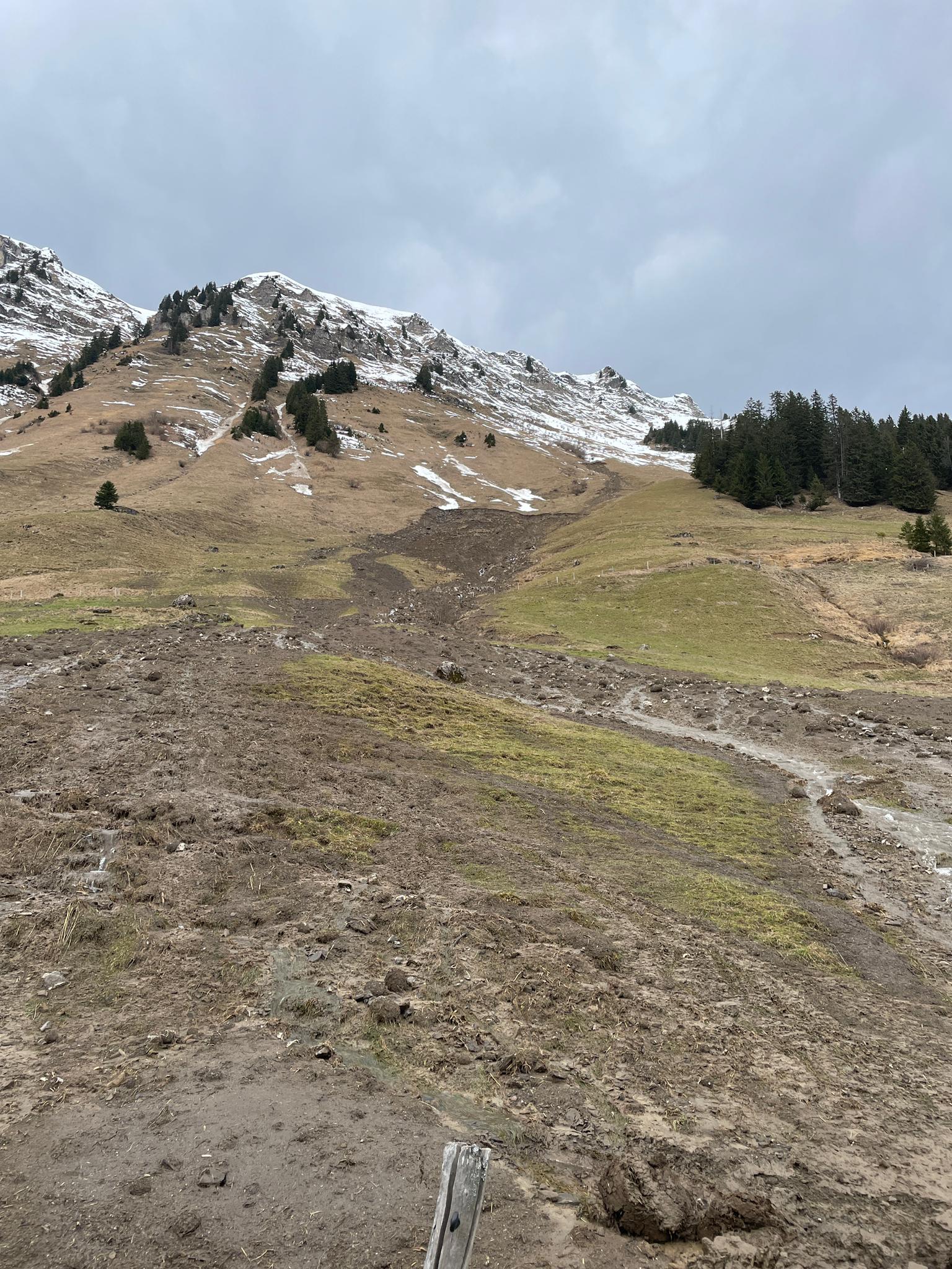 Radio Chablais - La Cantine de They a été touchée par un glissement de ...